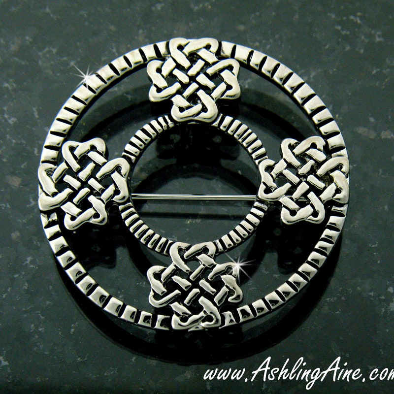Celtic Pin - Etsy