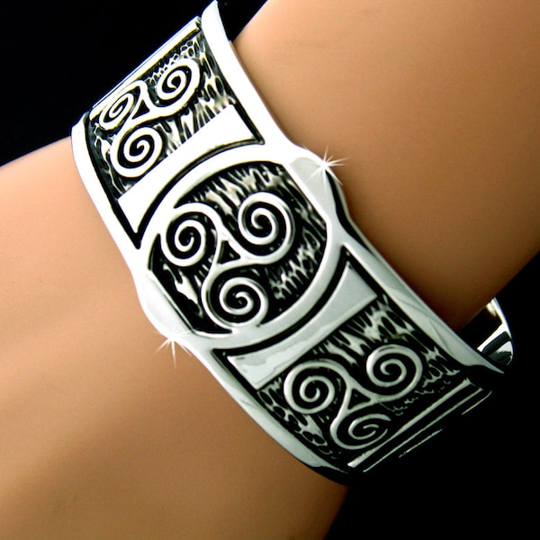 Celtic Cuff - Etsy