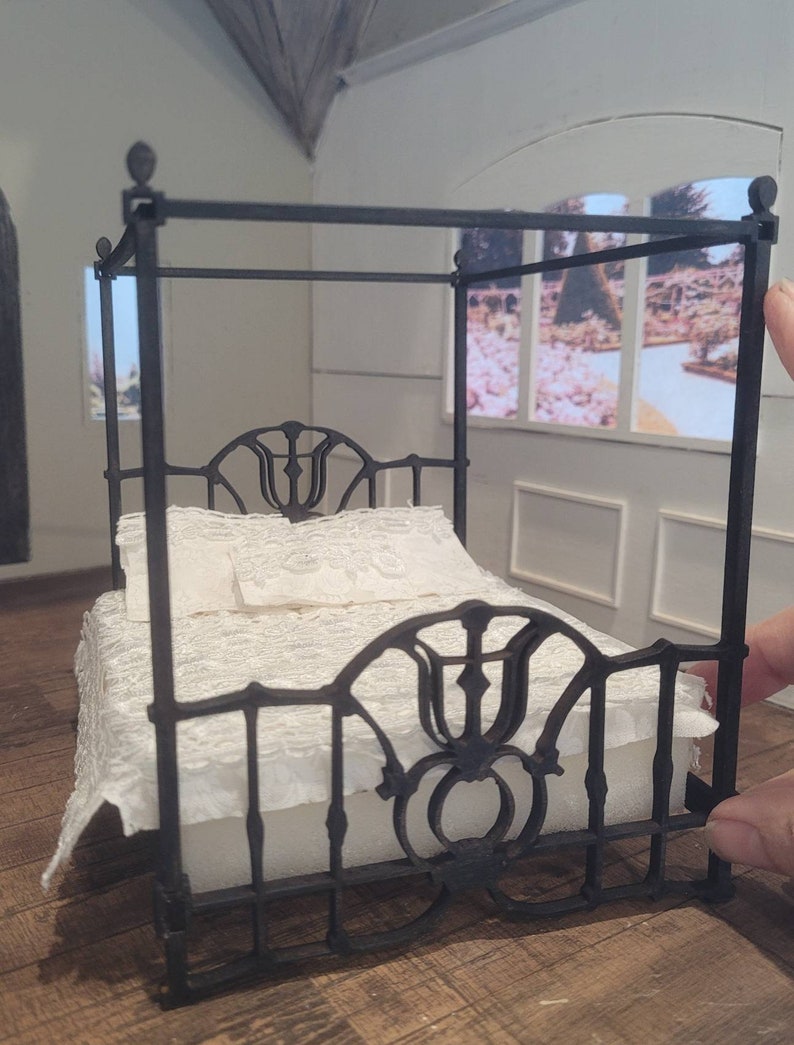 Miniature Dollhouse Bed 1:12 Scale Wrought Iron Style Canopy Bed ...