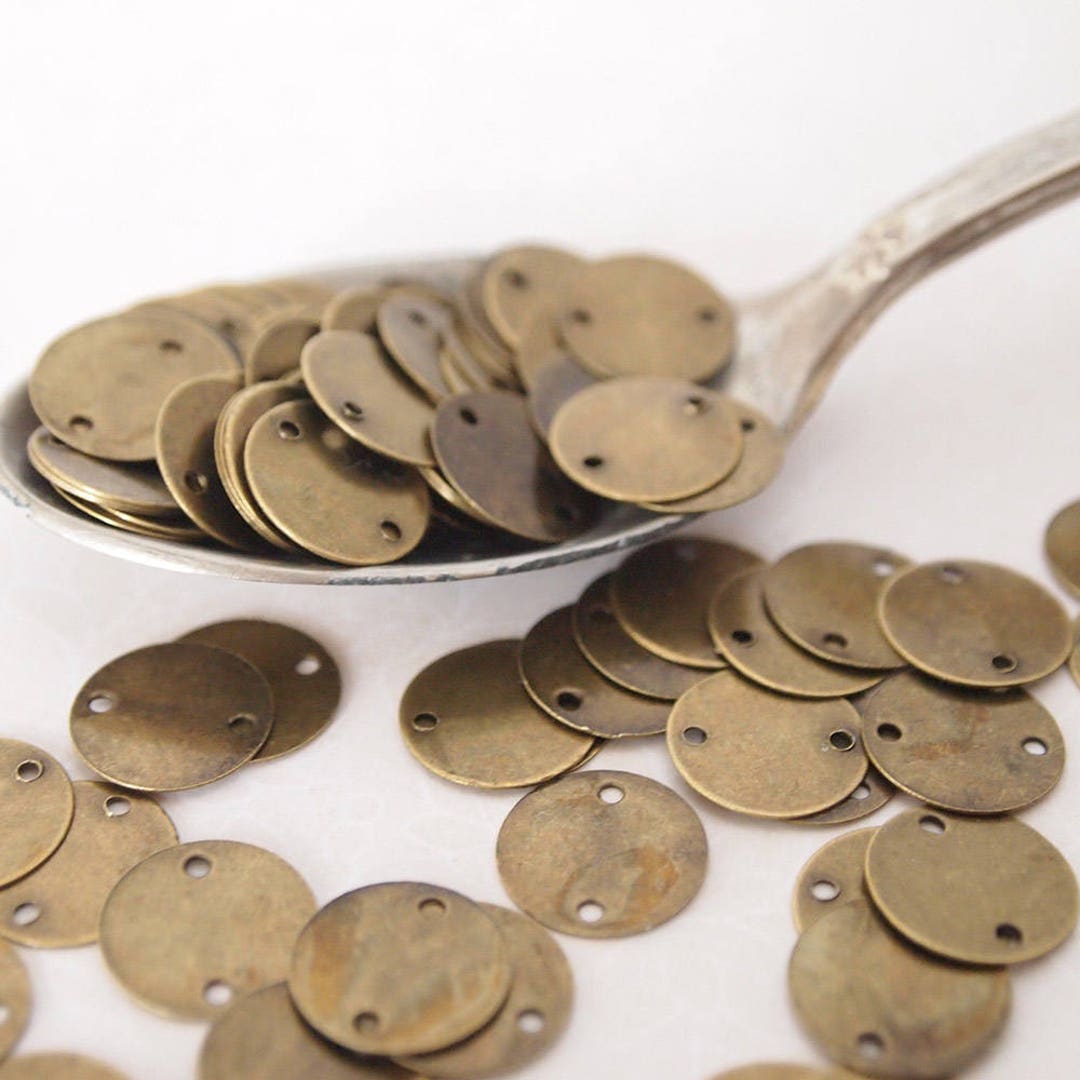 30 Metal Stampings Charms Flat Coin Shape Antique Brass Size 10mm Hole ...