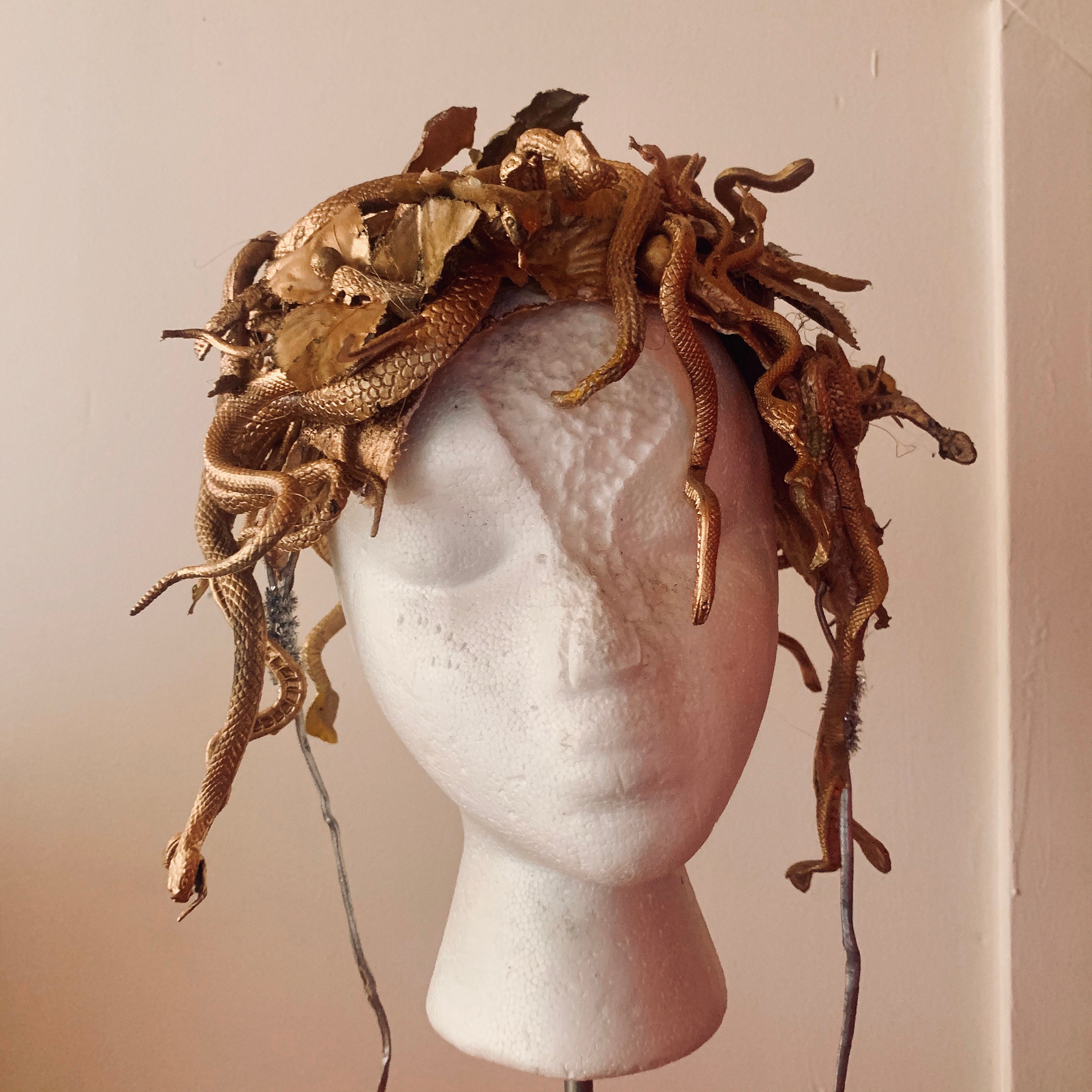 Gold übergroße Medusa Kopfschmuck Schlange Helm Schlange | Etsy