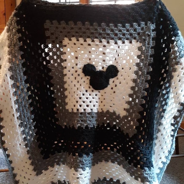 Mickey Mouse Granny Square - Etsy