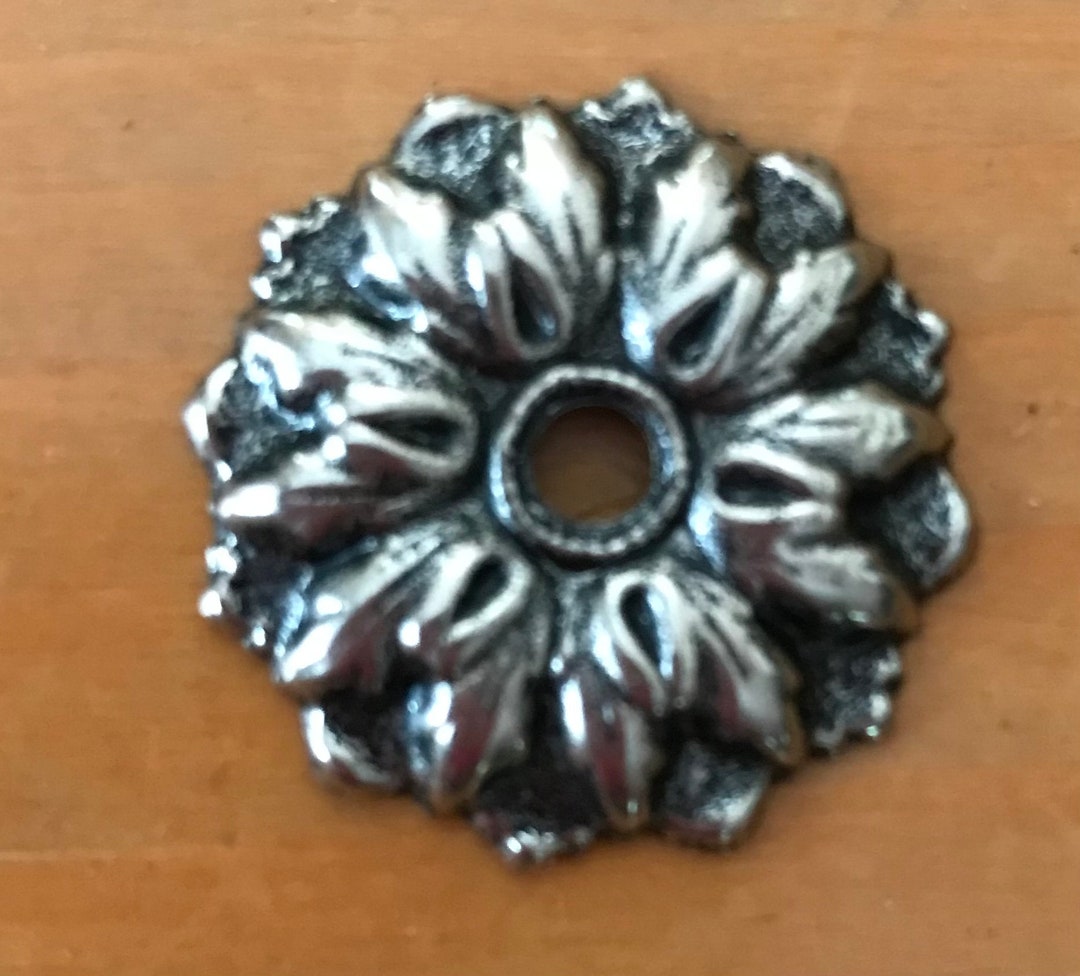 3/4” Antique Silver Floral Rosette (pack of 25) - Etsy