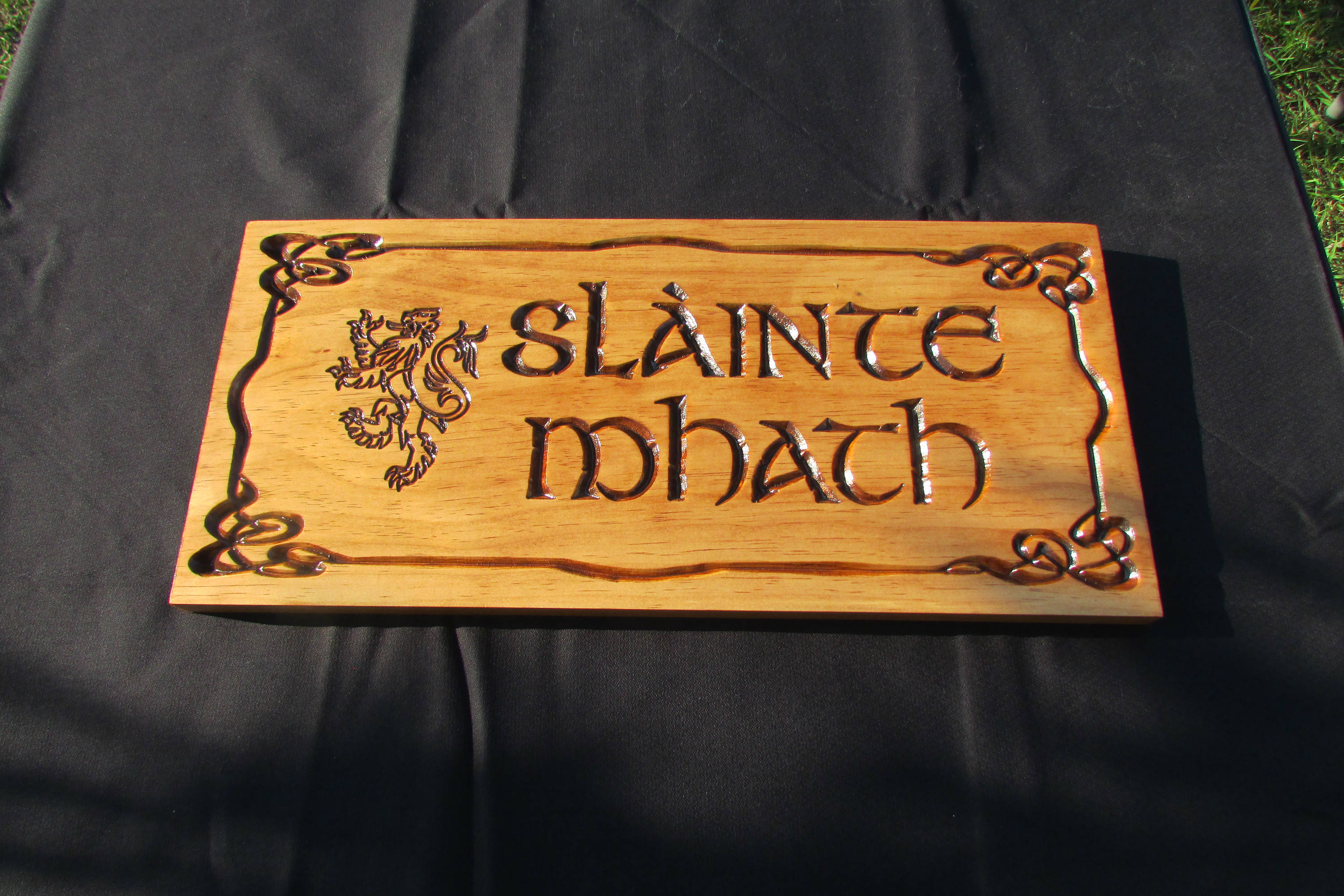 Scotlandscottish Slainte Sign Slainte Mhath Gaelic Drinking - Etsy