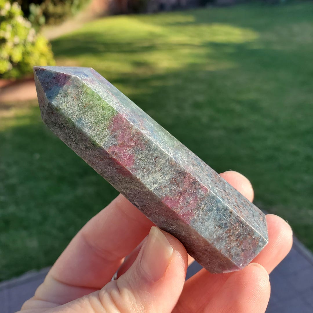 Ruby Kyanite Tower - Glowing UV Reactive Stone - Focus, Concentrate ...