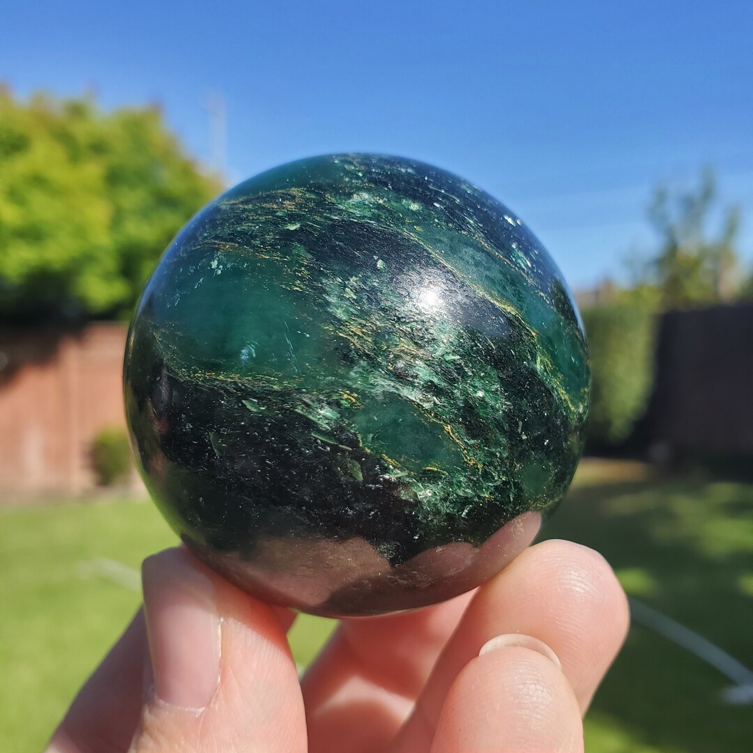 Emerald Sphere Heals Heart Chakra, Compassion, Acceptance, Wisdom, Confidence Green Emerald ...