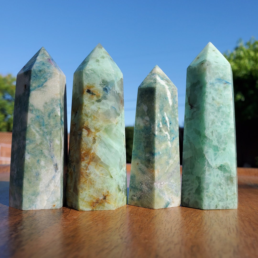 Blue Yooperlite Towers Glowing Crystal Stone With UV Light - Etsy