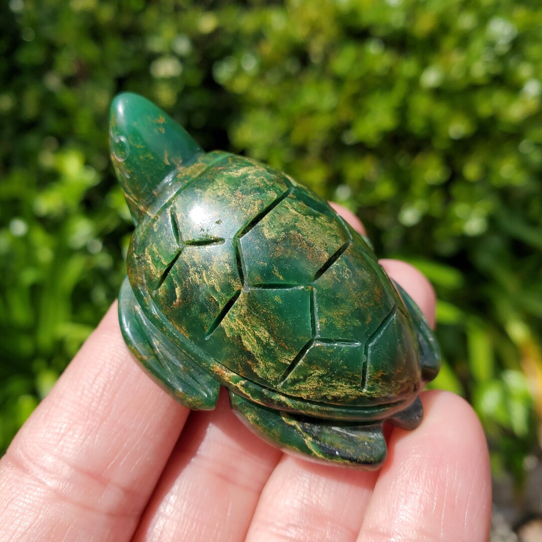 Small Emerald Turtle Carving - Heals Heart Chakra, Compassion ...