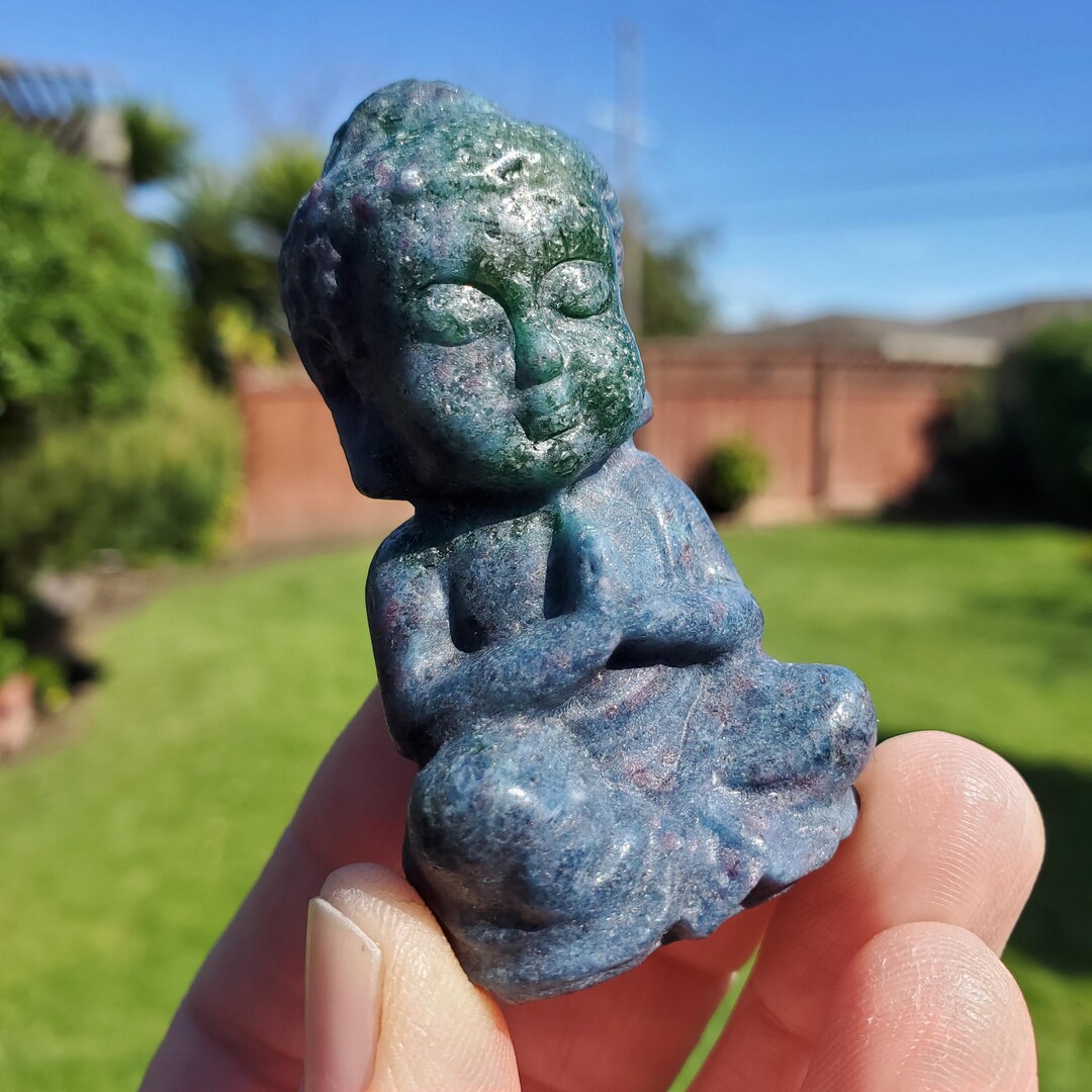 Glowing Ruby Kyanite Buddha - UV Light Included - Focus, Positivity ...