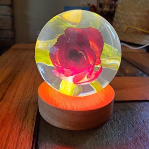 Red Rose Resin Accent Light With Wooden Stand | Handmade Resin Craft ...