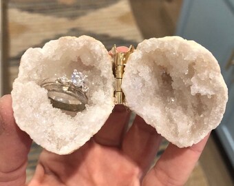 Geode ring box | Etsy