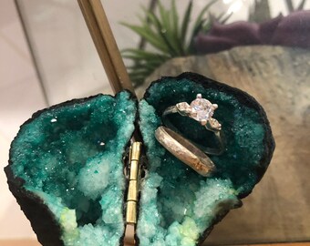 Geode ring box | Etsy