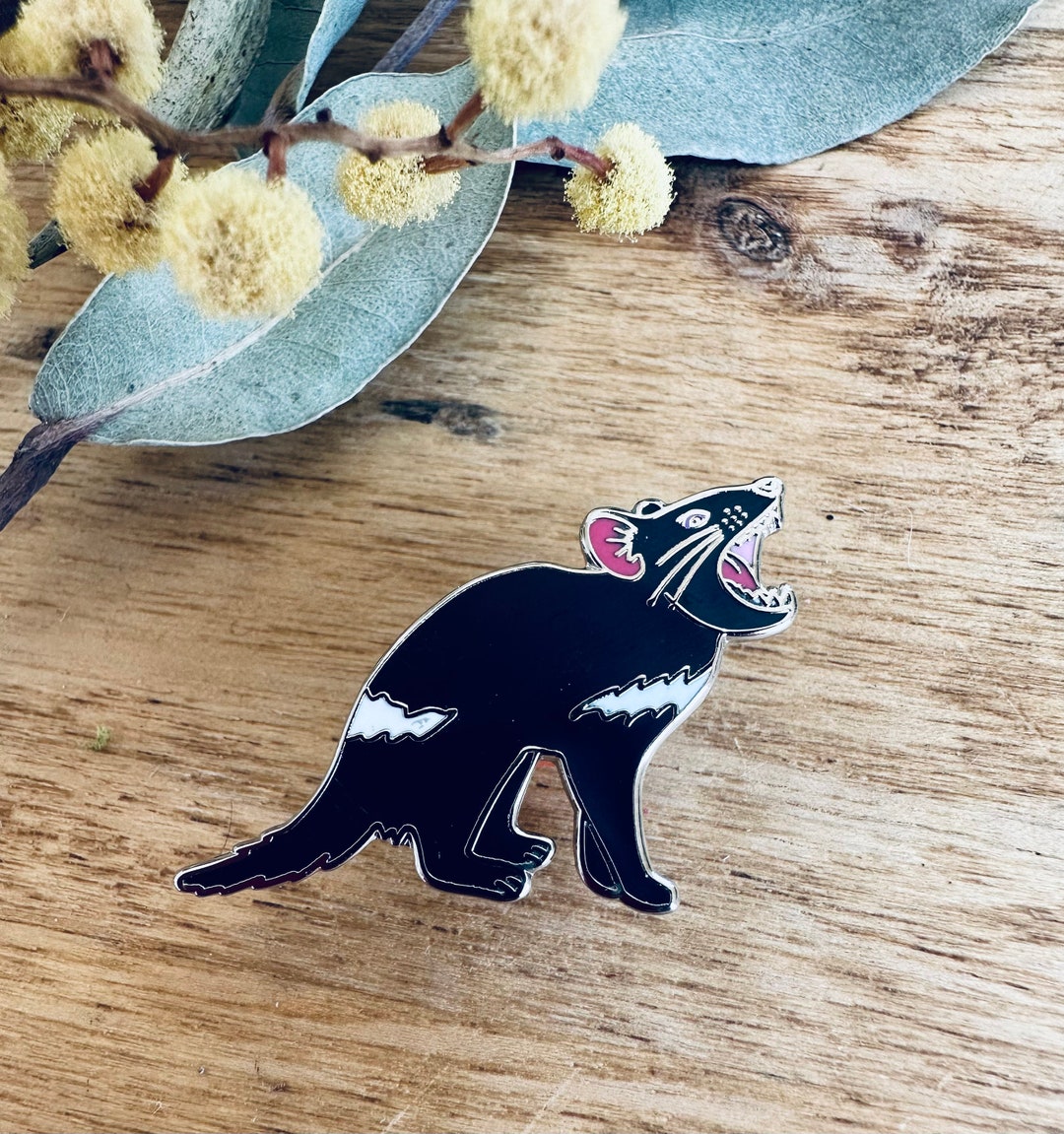 Tasmanian Devil, Devil Pin, Tasmania Animals, Endangered Species ...