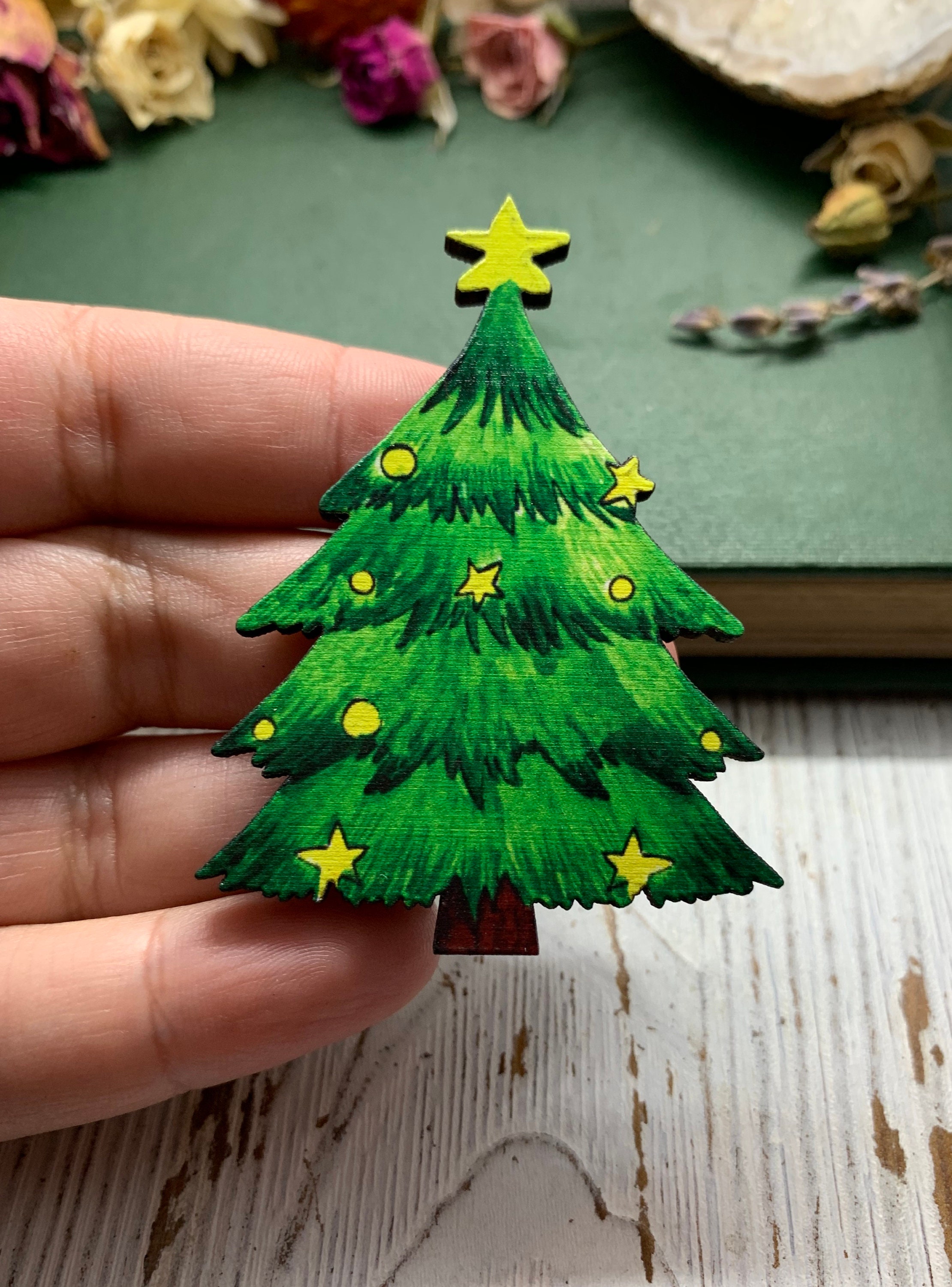 Christmas pin // christmas tree // christmas // christmas | Etsy
