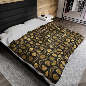 Luxurious Art Deco Style Blanket, Black and Gold Patterned Throw ...