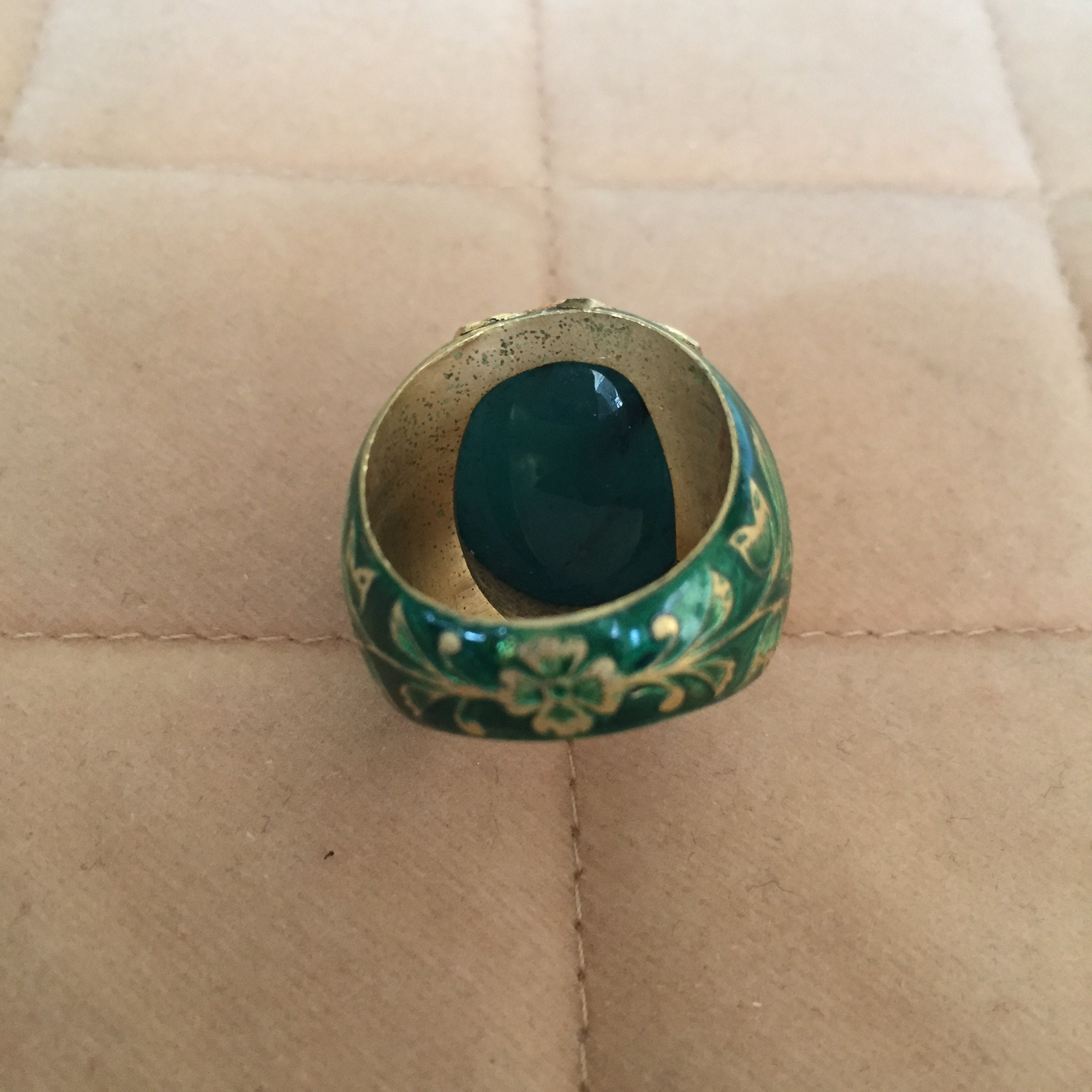 Vintage Gold Indian Mughal Ring With 25ct Natural Zambian Emerald ...