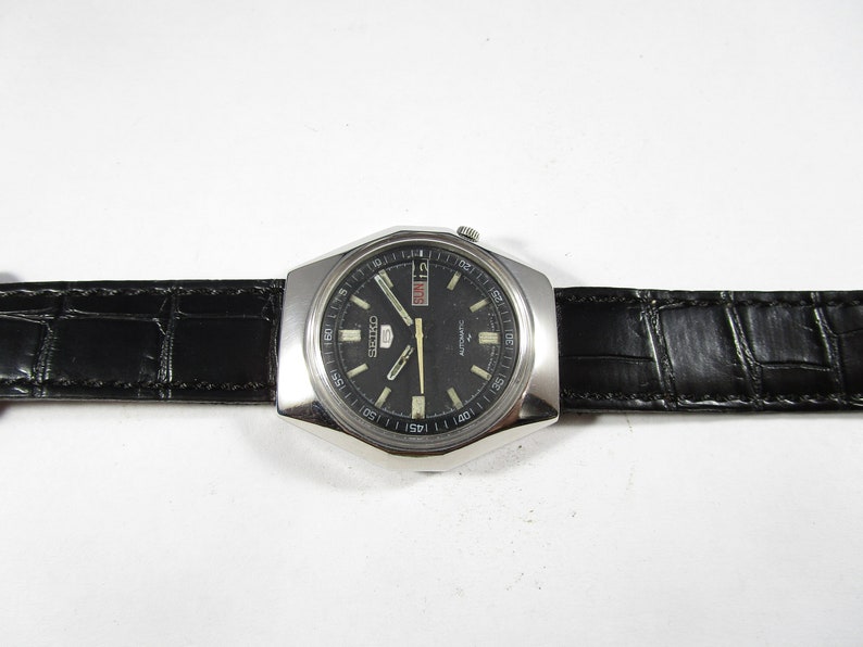 RARE OCTAGONAL Case Vintage SEIKO 5 Rail Time Day Date - Etsy