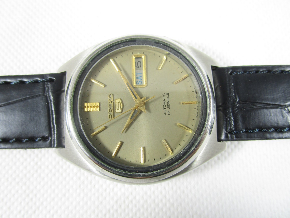 ORIGINAL SEIKO 5 Automatic Day Date Japanese Wrist Gent's Vintage Watch ...