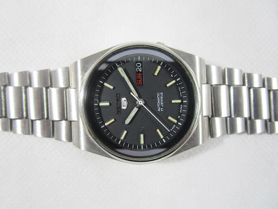 Original VINTAGE SEIKO 5 17 Jewels Day-Date Automatic… - Gem
