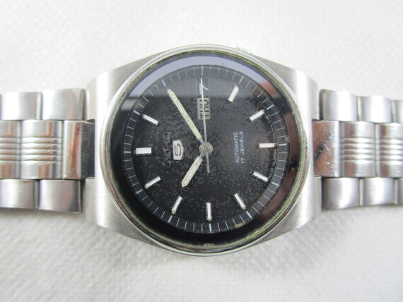 VINTAGE SEIKO 5 17 Jewels Day-Date Automatic Japan M… - Gem