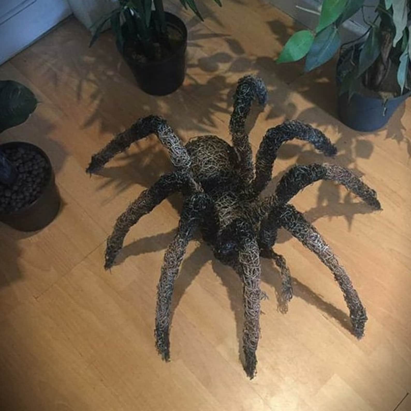 Giant Spider Wire Sculpture. - Etsy