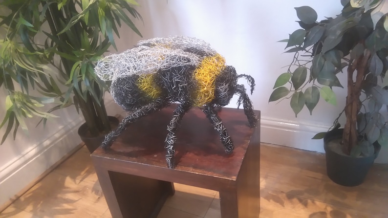 Giant Bumblebee Wire Sculpture - Etsy