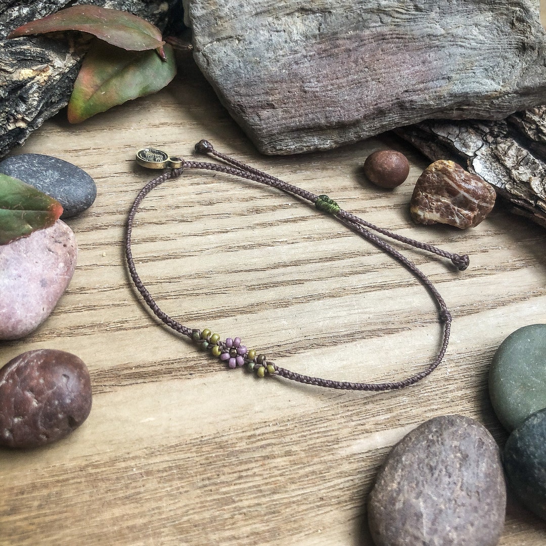 PRAIRIE ROSE Seed Bead Bracelet, Dainty Beaded Flower in Pink and ...