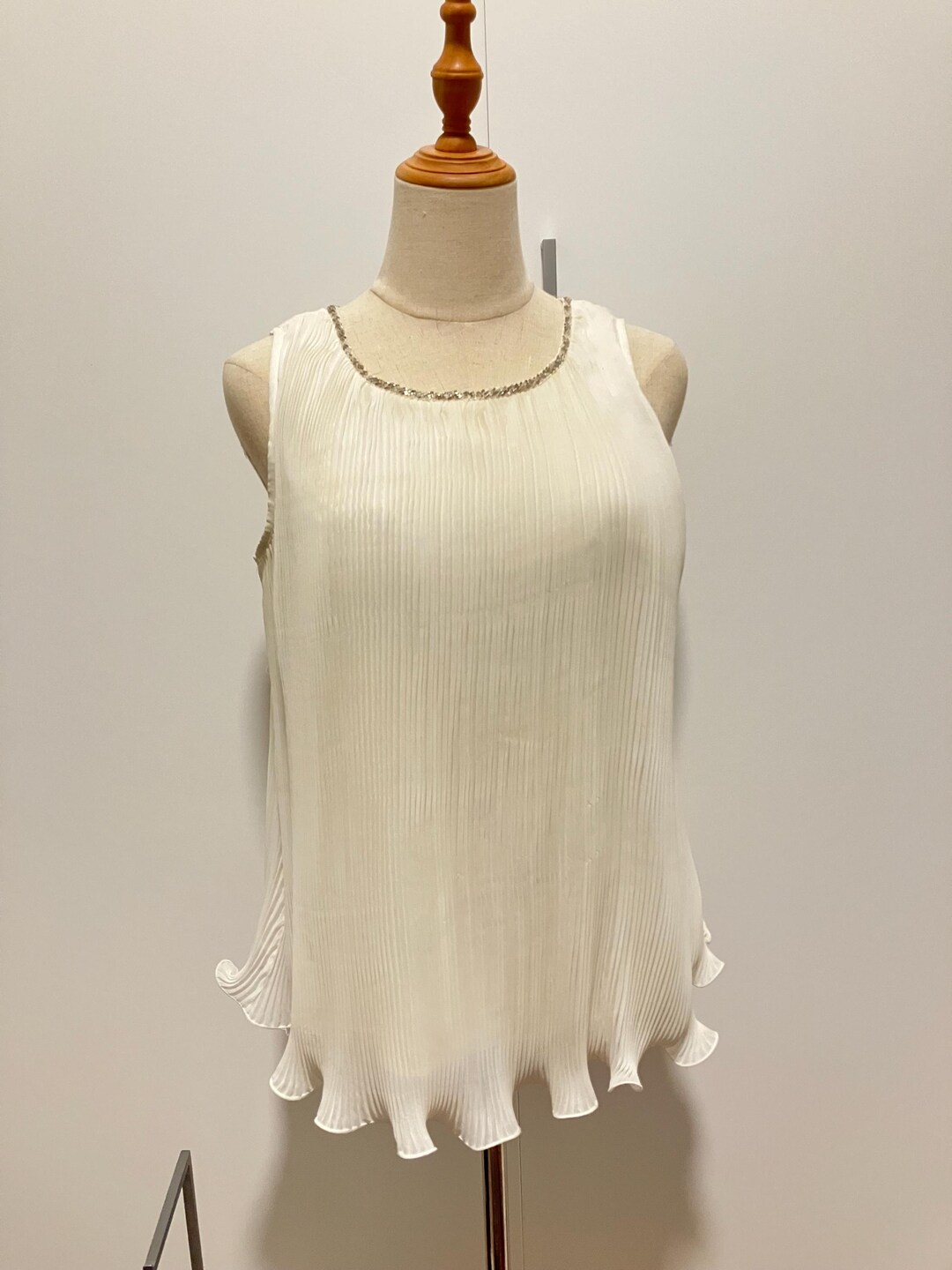 Cute 90's Does 60's White Sunray Micro Pleated Chiffon Top - Beaded ...