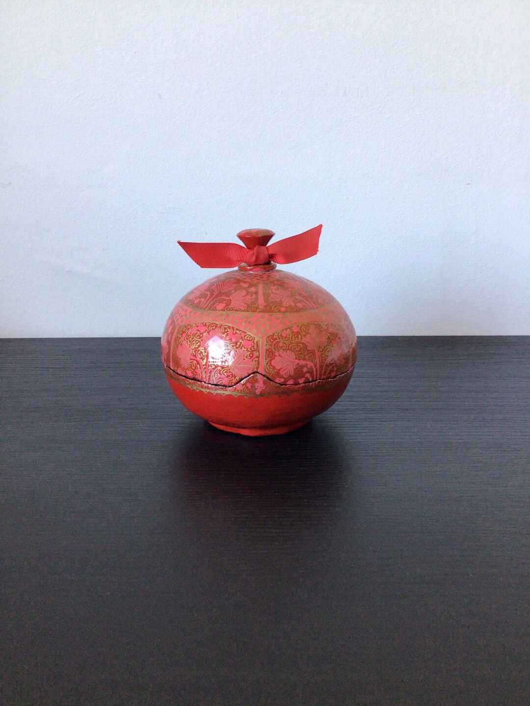 Vintage Large Paper Mache and Wood Onion Shaped Trinket Box - Etsy