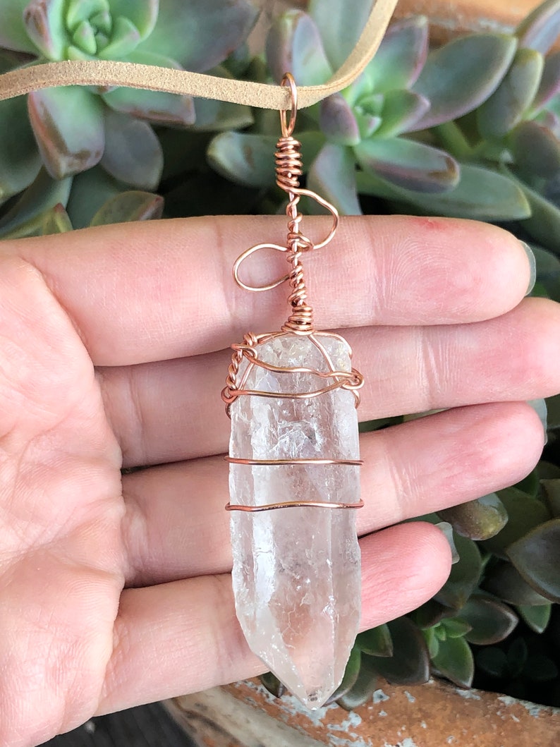 Quartz Crystal Point Necklace (1) - Etsy