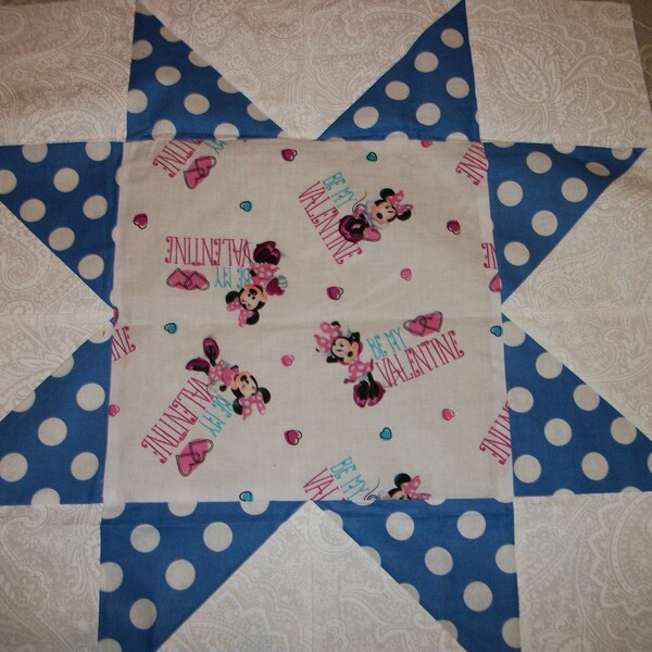 Minnie Mouse Quilt Blocks - Etsy