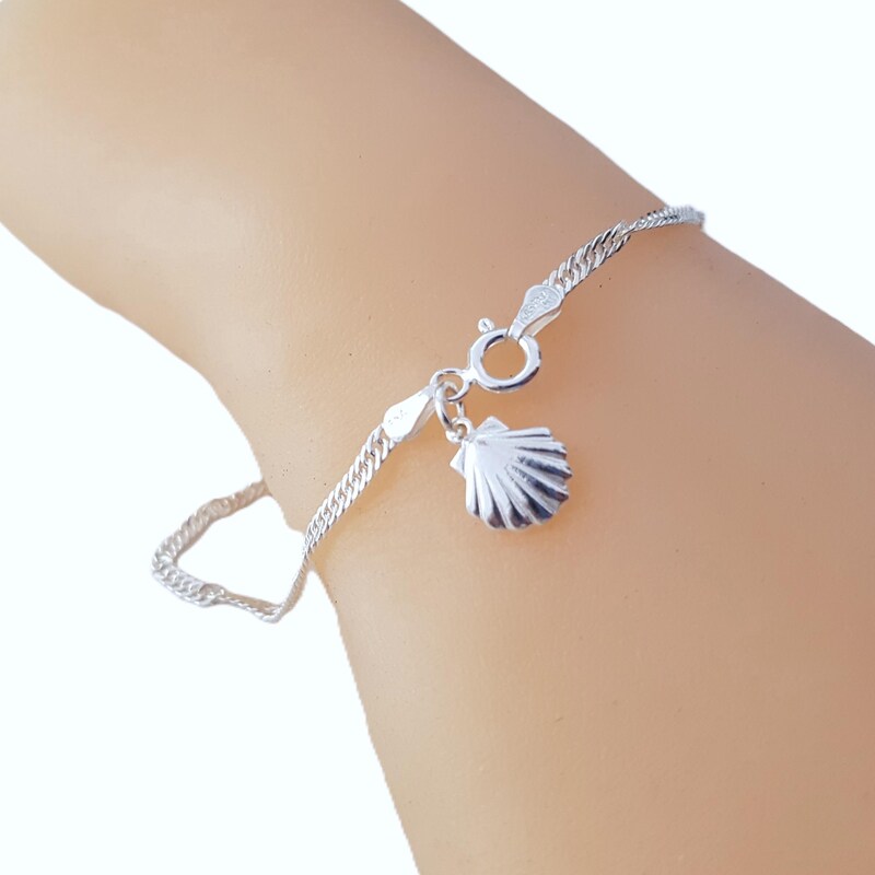 Silver Seashell Bracelet - Etsy
