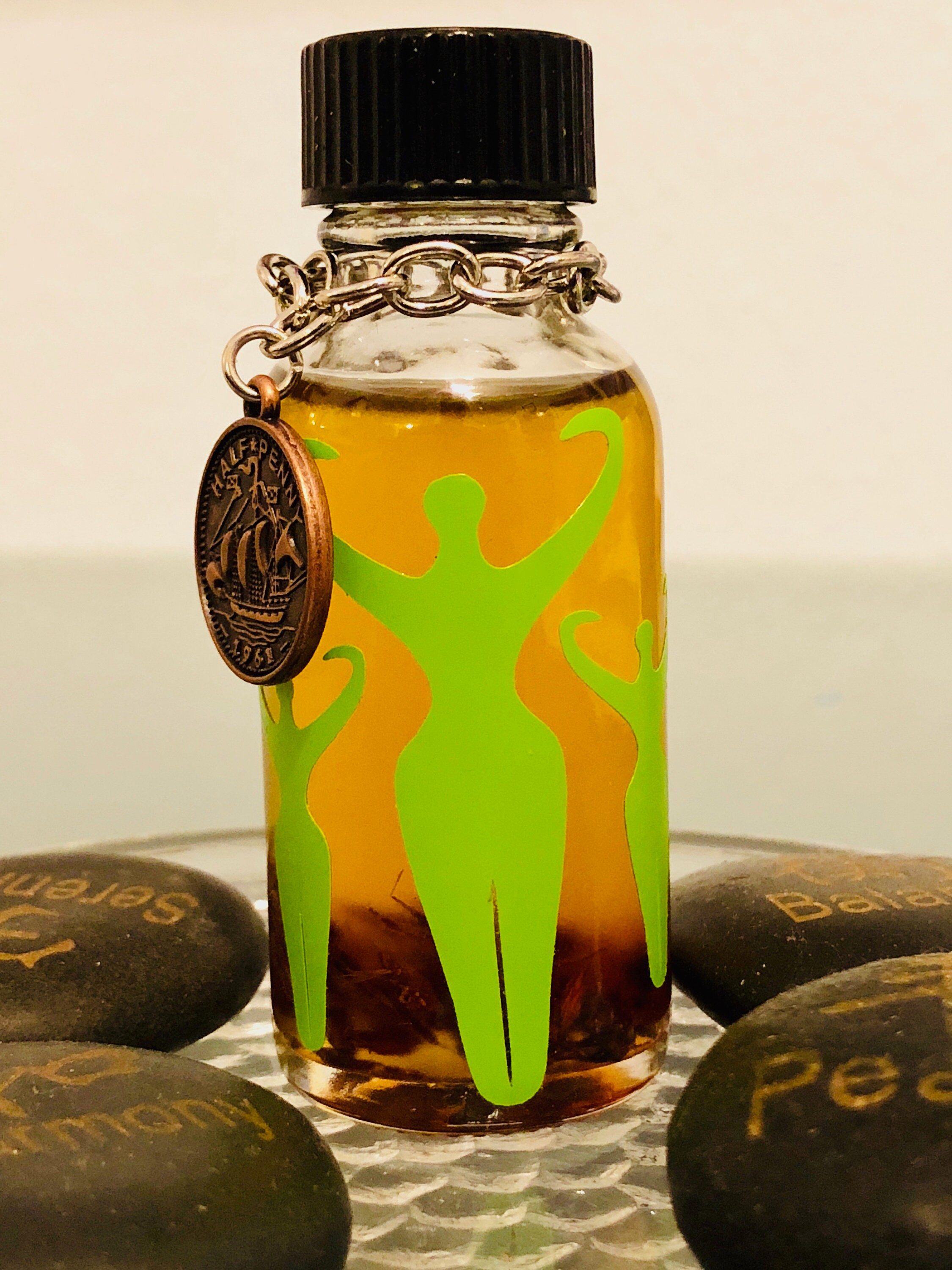 Fast Luck Money Oil Shredded Money Hoodoo Voodoo Oil Lucky Voodoo ...