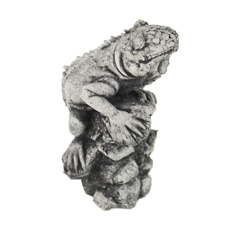 Iguana Statue Garden Cement Lizard Animal Figure Concrete Iguana ...
