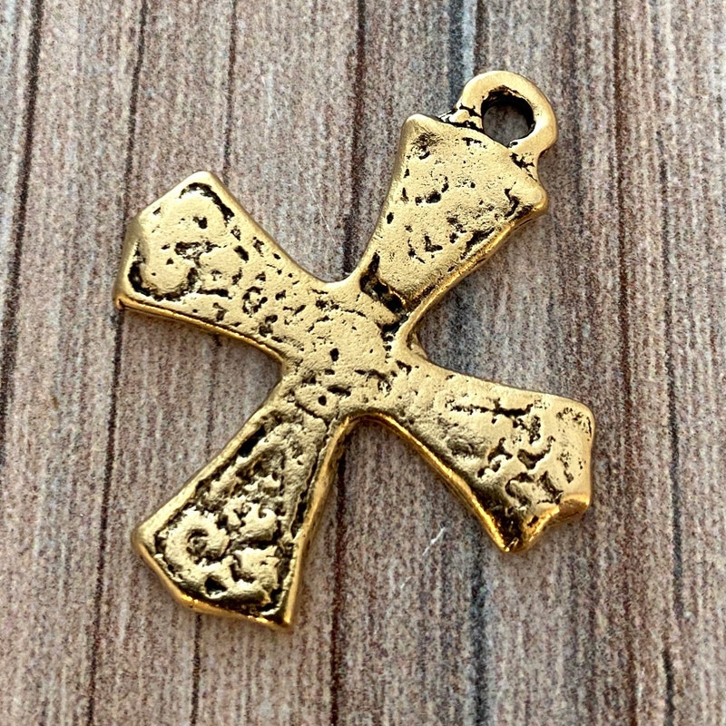 Maltese Cross Pendant - Etsy
