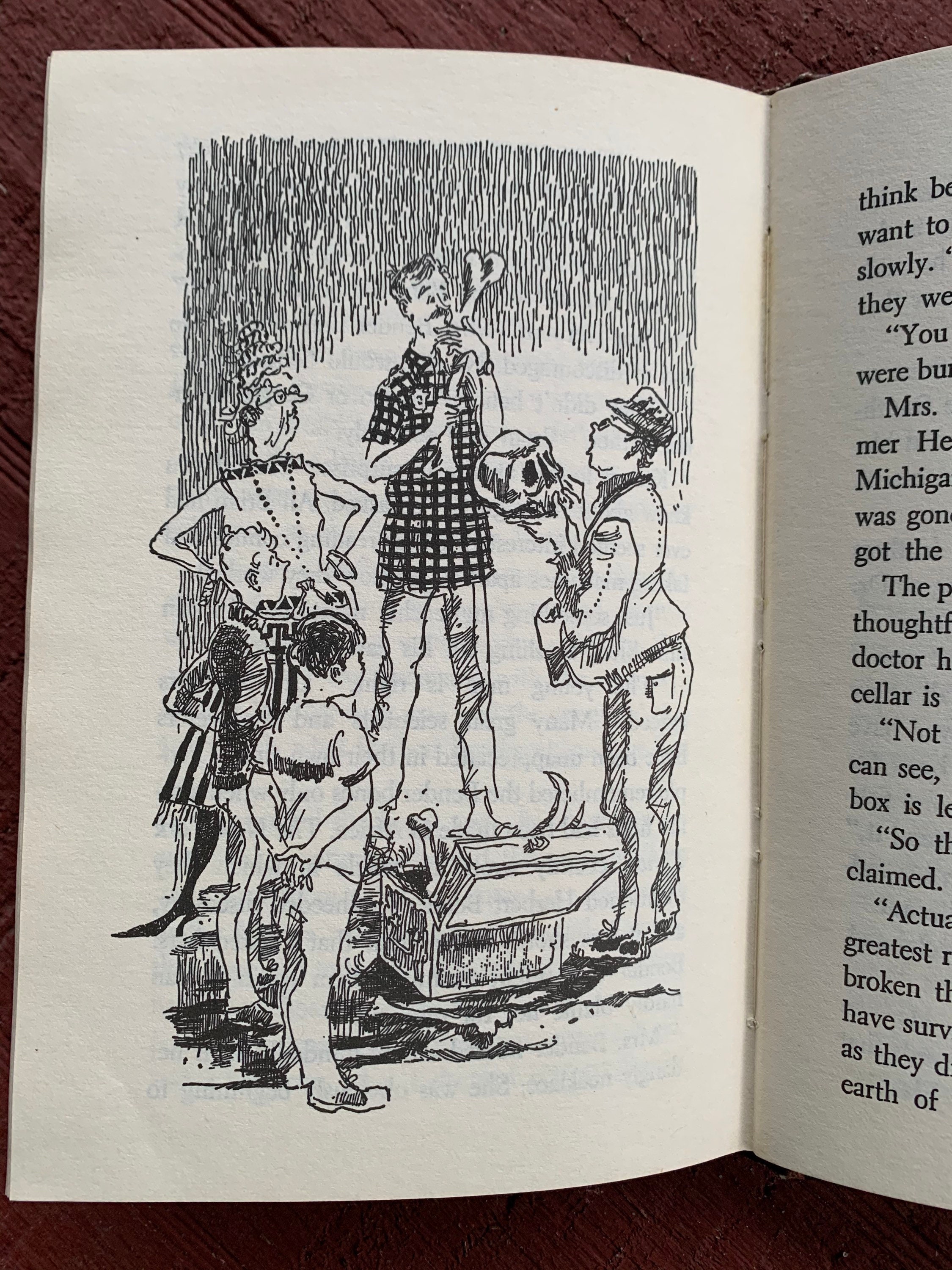 The Mysterious Bender Bones, by Susan Meyers, 1970 HB - Etsy