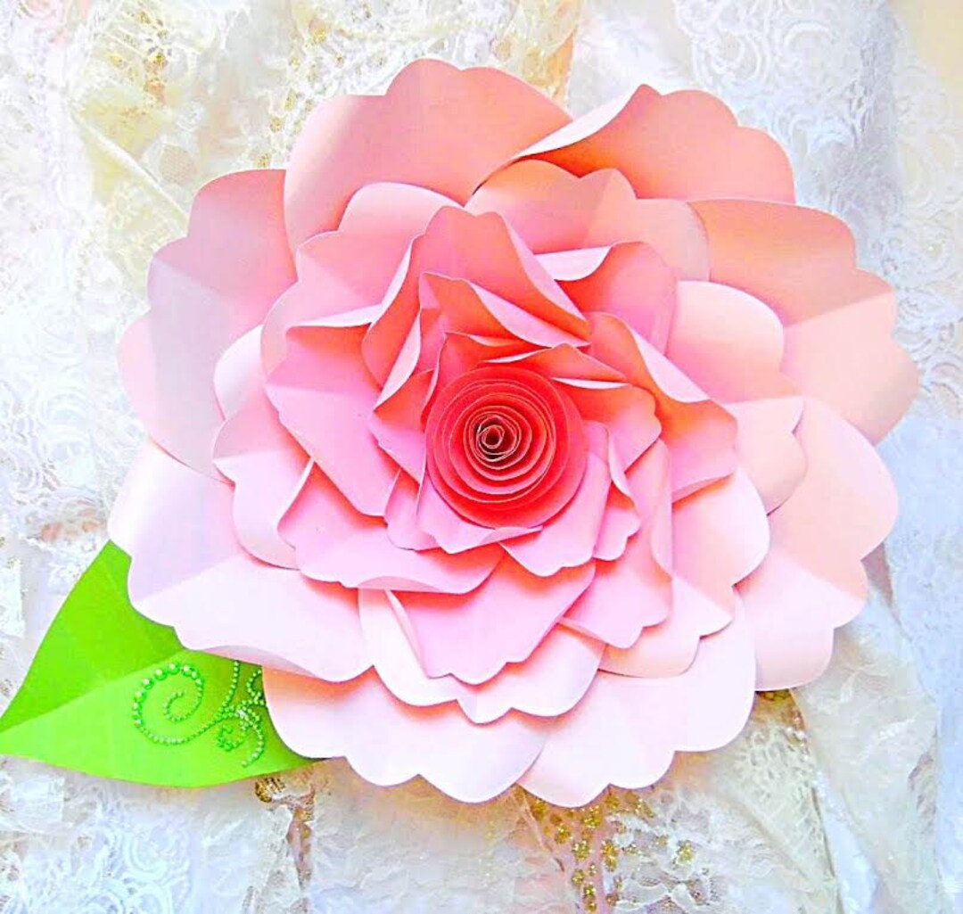 DIY Large Paper Flower Tutorial With Templates & Rosette Paper Flower ...