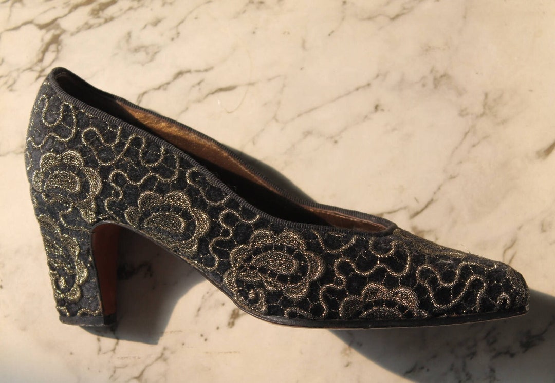 Vintage Brocade Shoes / Vintage Brocade Shoes / Princess Shoes / Linea ...