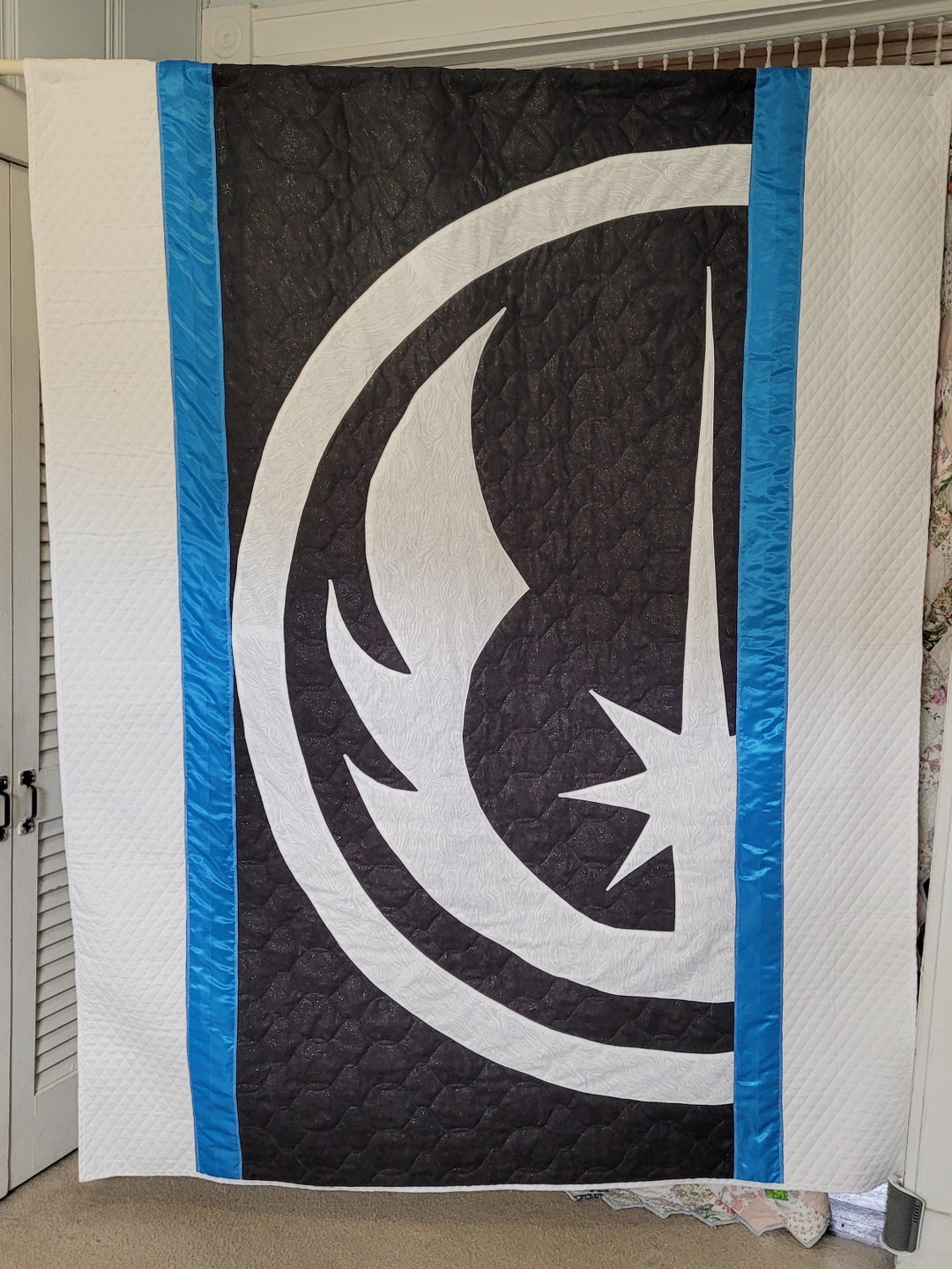Custom Jedi Emblem Quilt - Etsy
