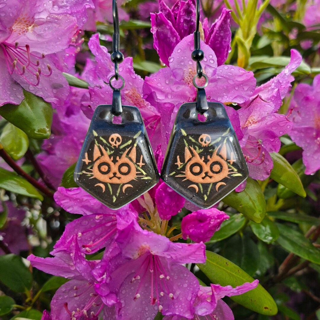 Lucipurrr Satanic Cat Glow in the Dark Fused Glass Art Dangle Earrings ...