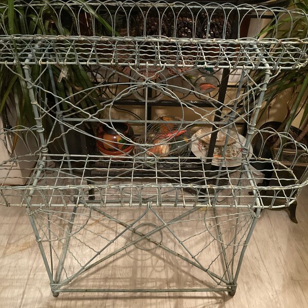 Wire Plant Stand - Etsy