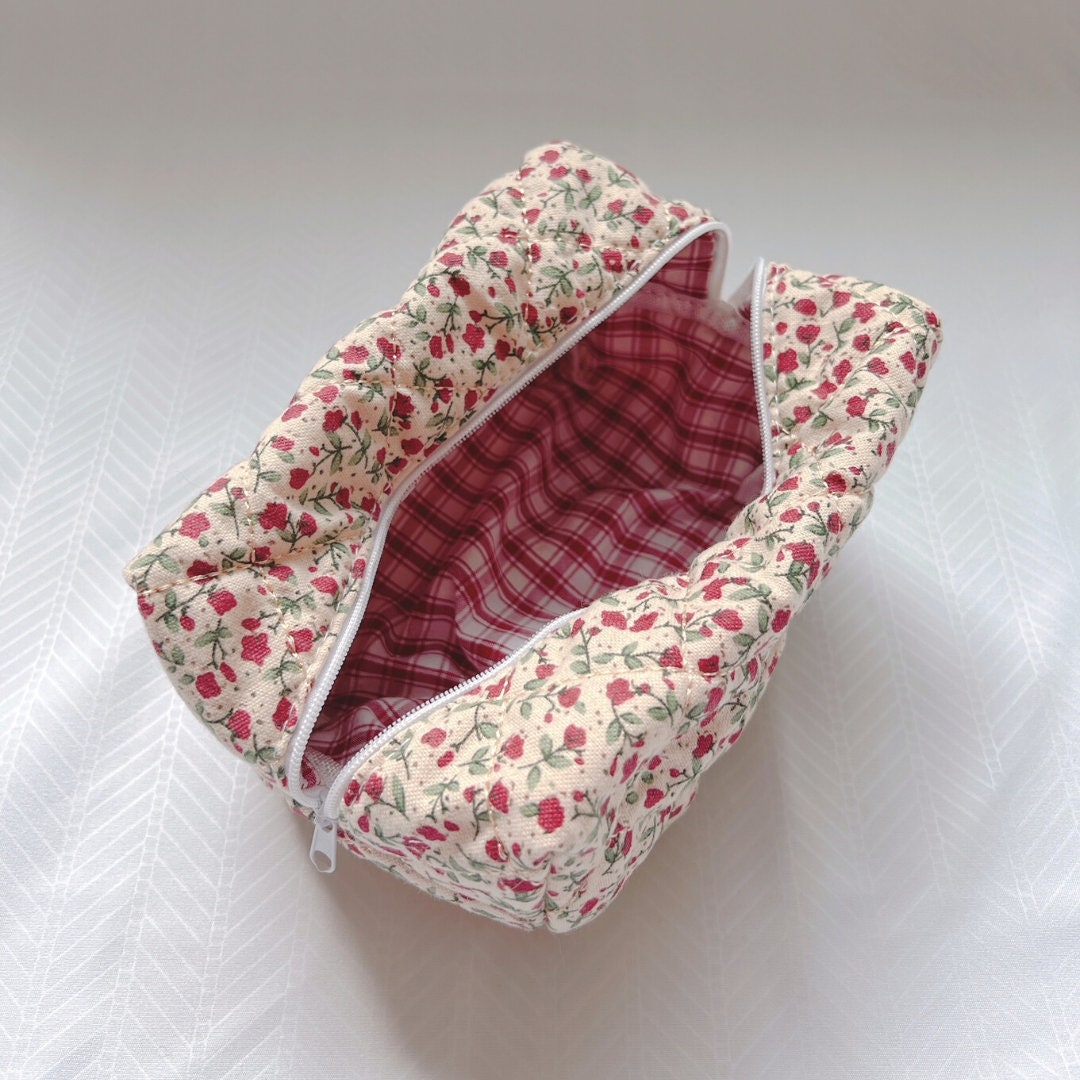 Small Makeup Bag Quilted Floral Makeup Bag Quilted Cotton Etsy
