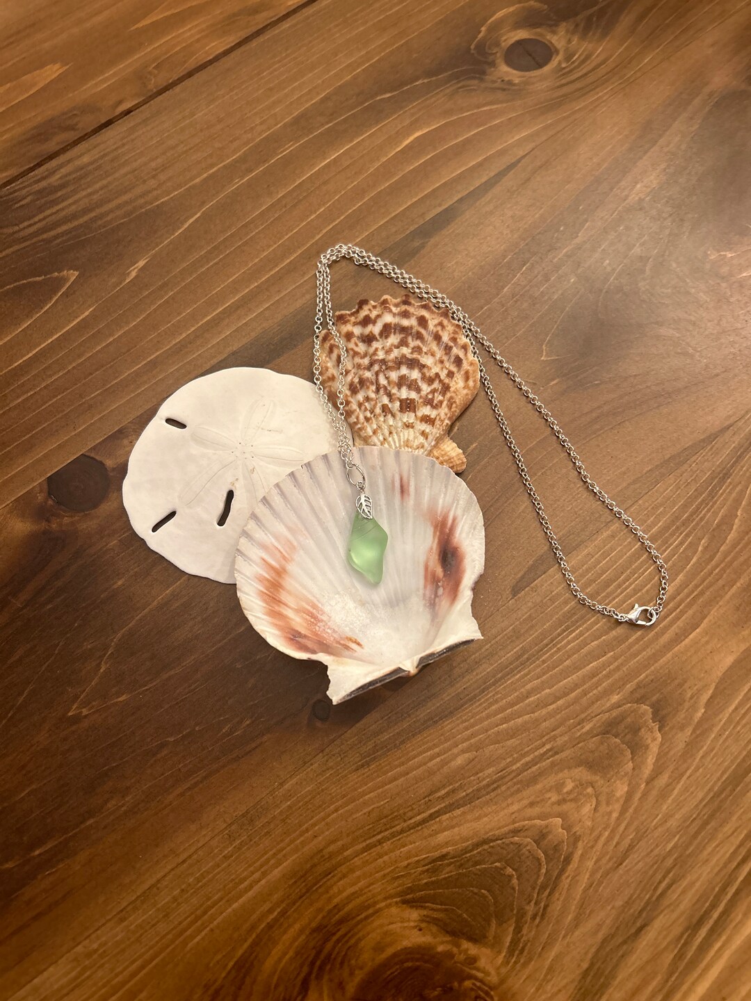 Light Green Conch Shell Glass Necklace With Silver Leaf Brad and 22 ...