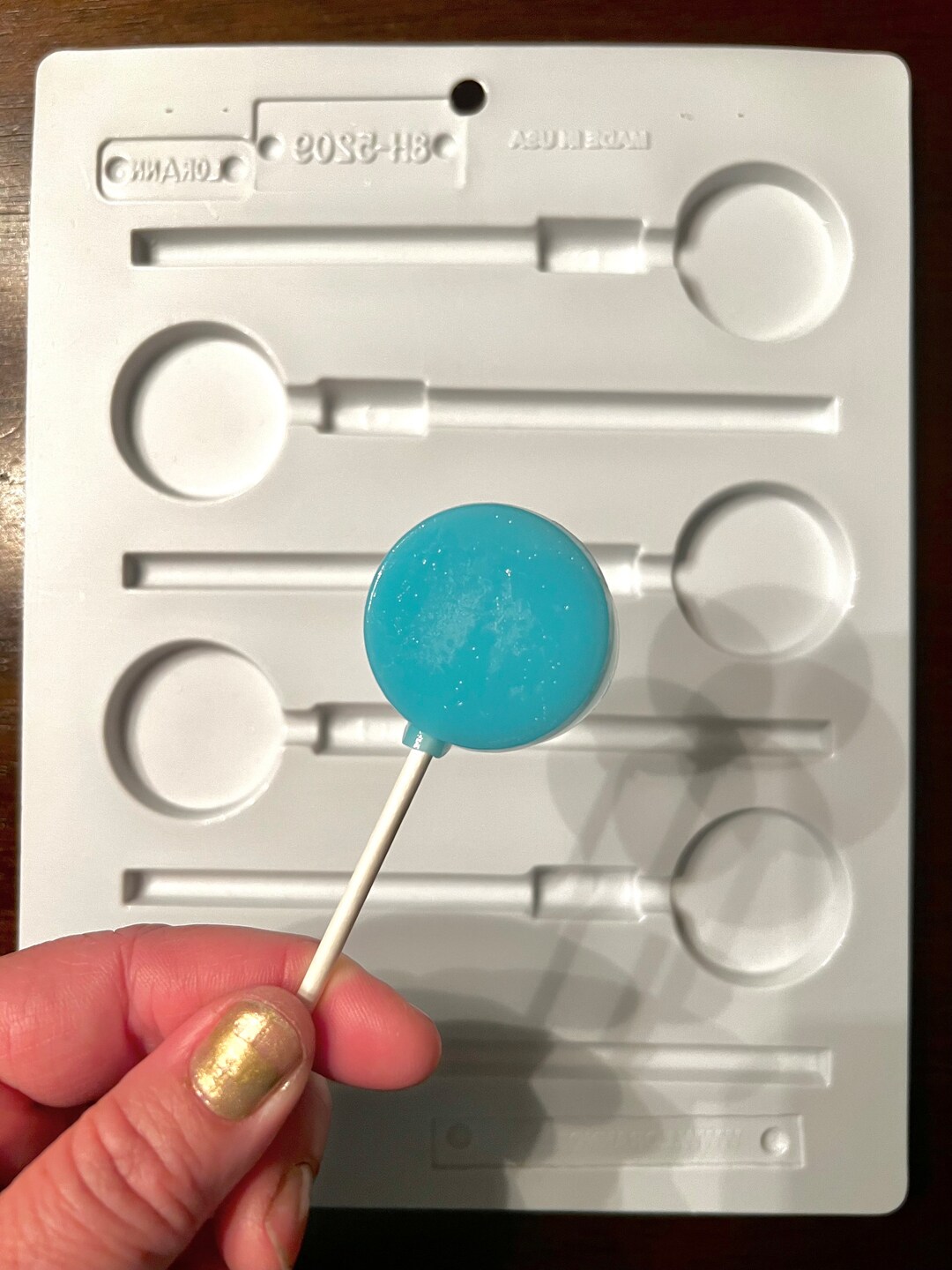 Circle 1 1/2, Lollipop Hard Candy Mold, DIY Suckers, 8H-5209 - Etsy