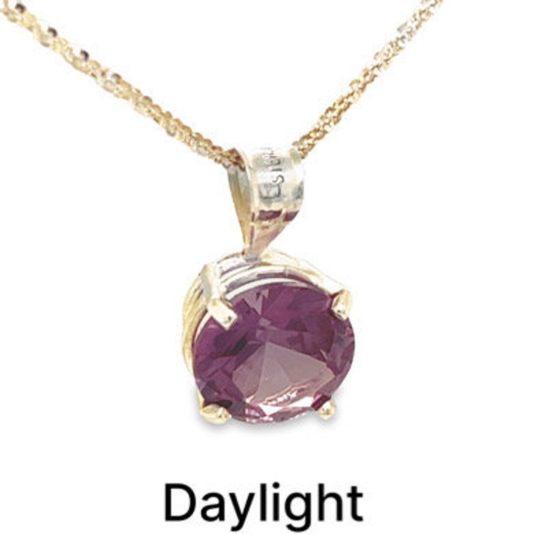 Color Change Sapphire Necklace, 9.35 Carats, Round Sapphire Synthetic ...