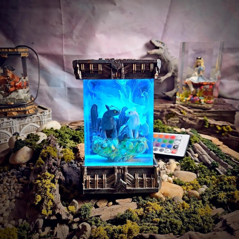 How to Train Your Dragon Resin Lamp, Toothless & Lightfury Diorama ...
