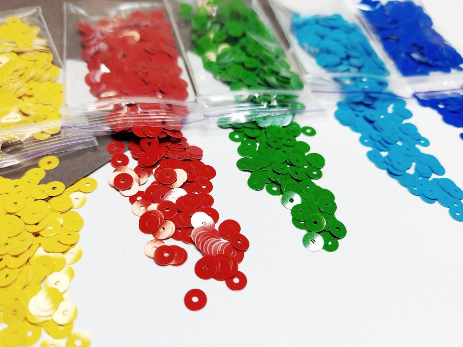 10g Ukrainian Loose Flat Sequins 4-5 Mm for Embroidery Flat Sequins ...