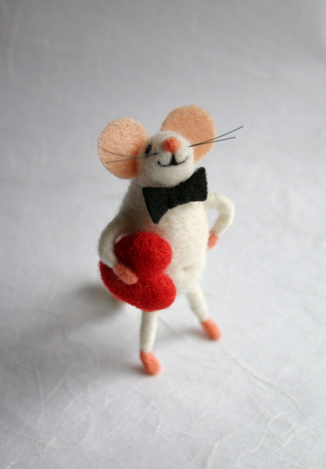 Needle Felted Mouse Ornament, Felt Mice With Heart, Amorous Mice, Cute ...