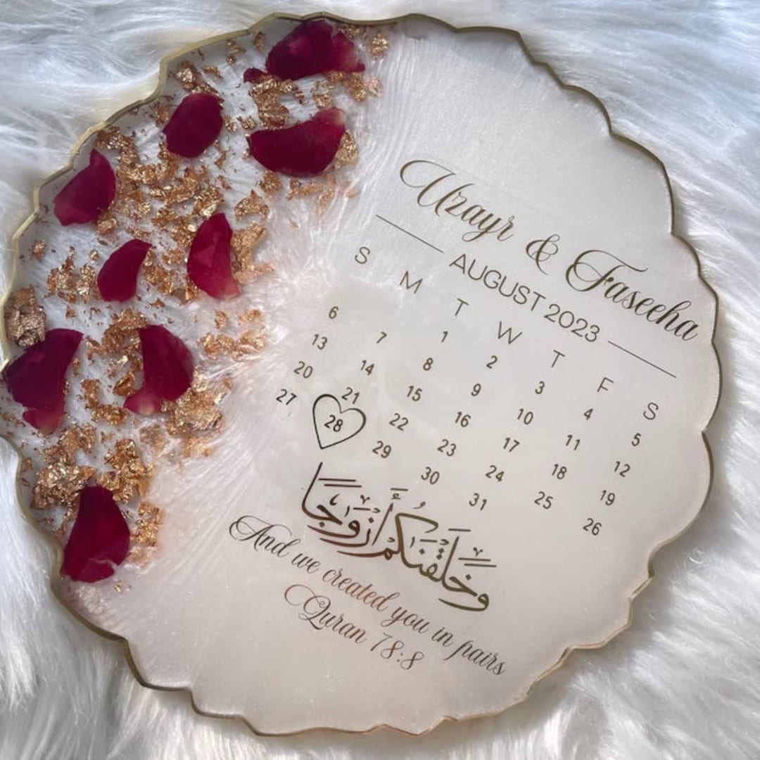 Red Petal Resin Calendar Plaque Wedding Gift/ Couple Gift/ Personalised ...