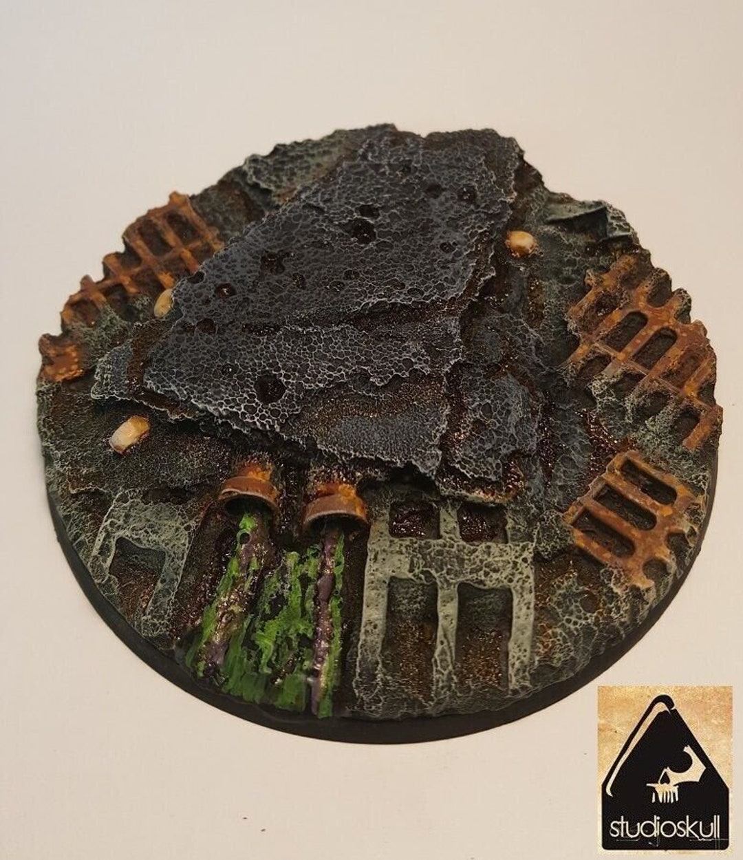 100mm Round Resin Base Terrain Scenery Quarry Ground With Skulls - Etsy
